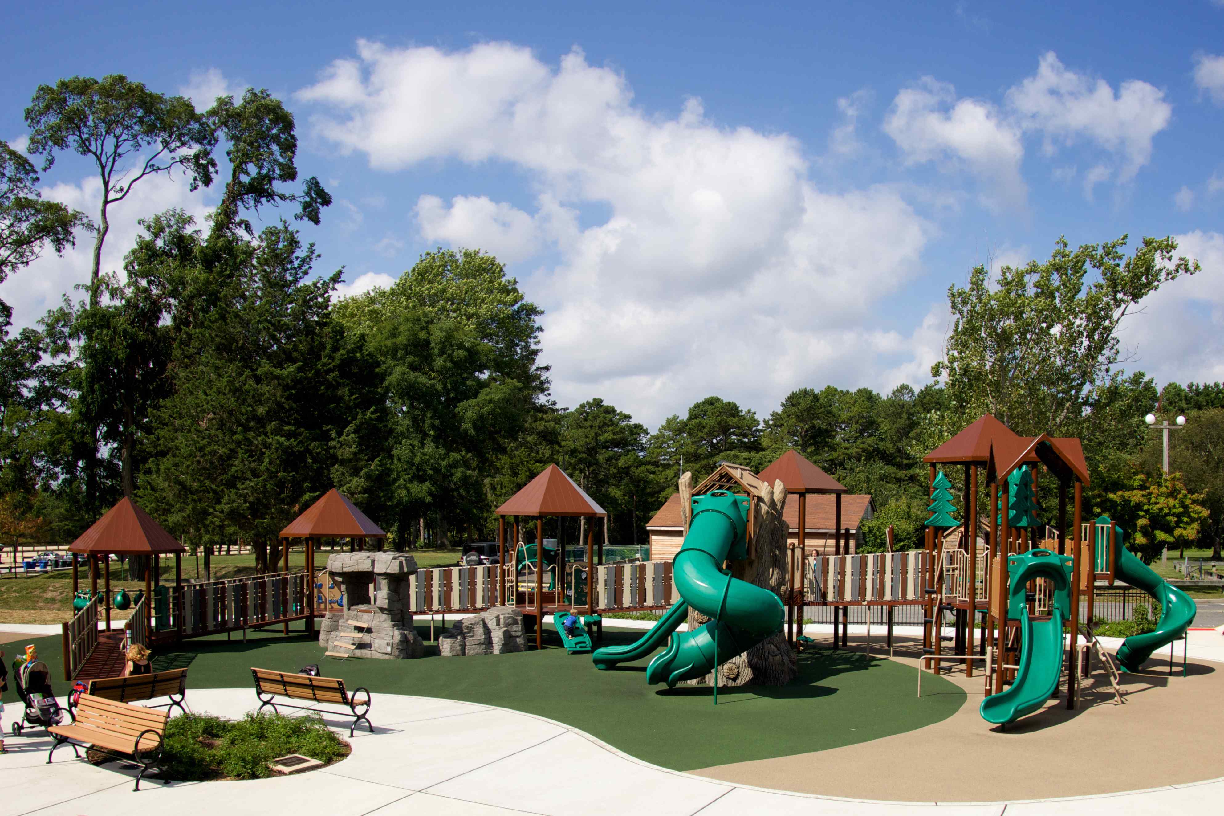 Windward Beach Gallery | MRC Recreation